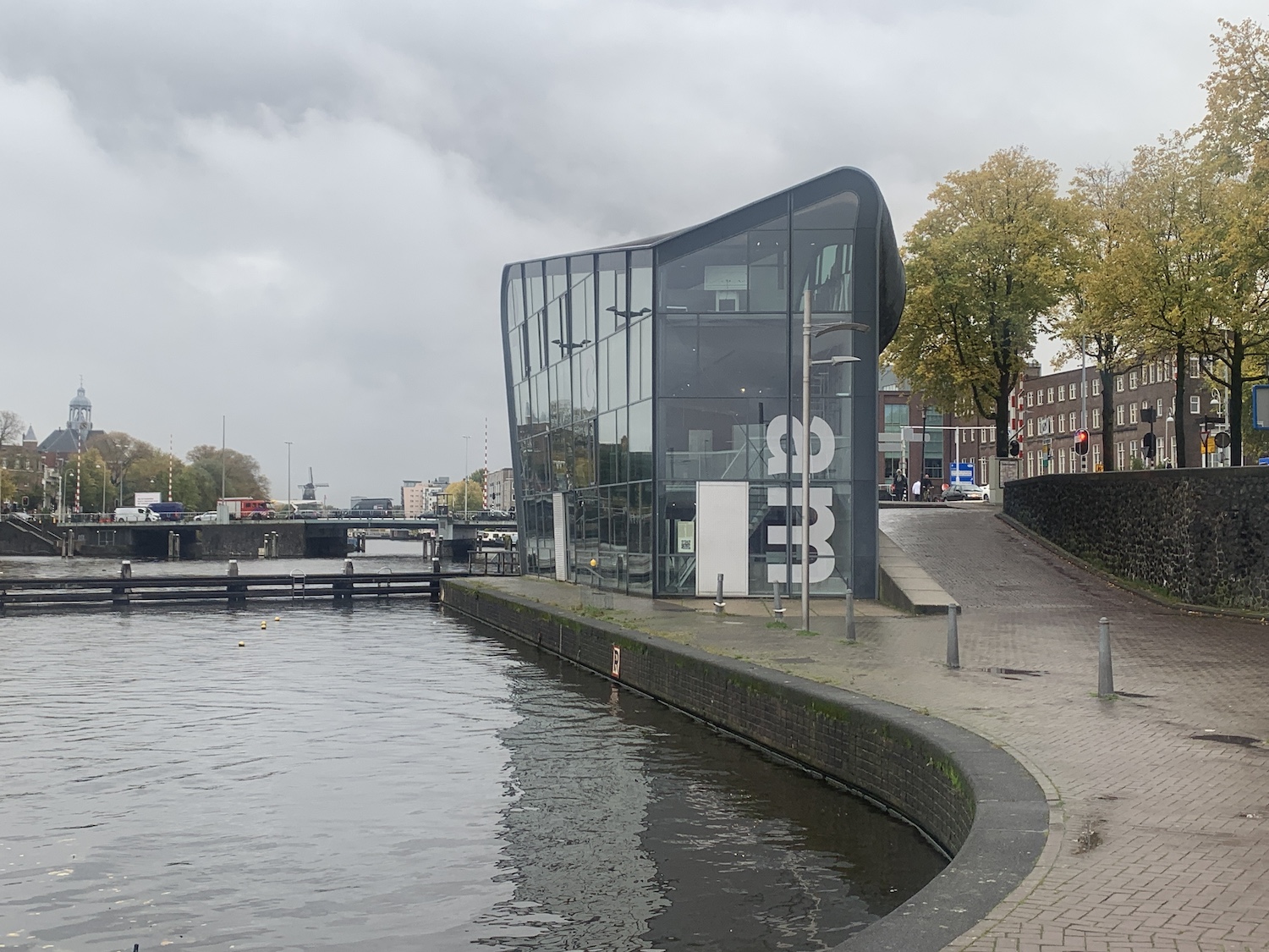 Plannen voor een palinghotel in het Oosterdok - de Brug - nieuws uit ...