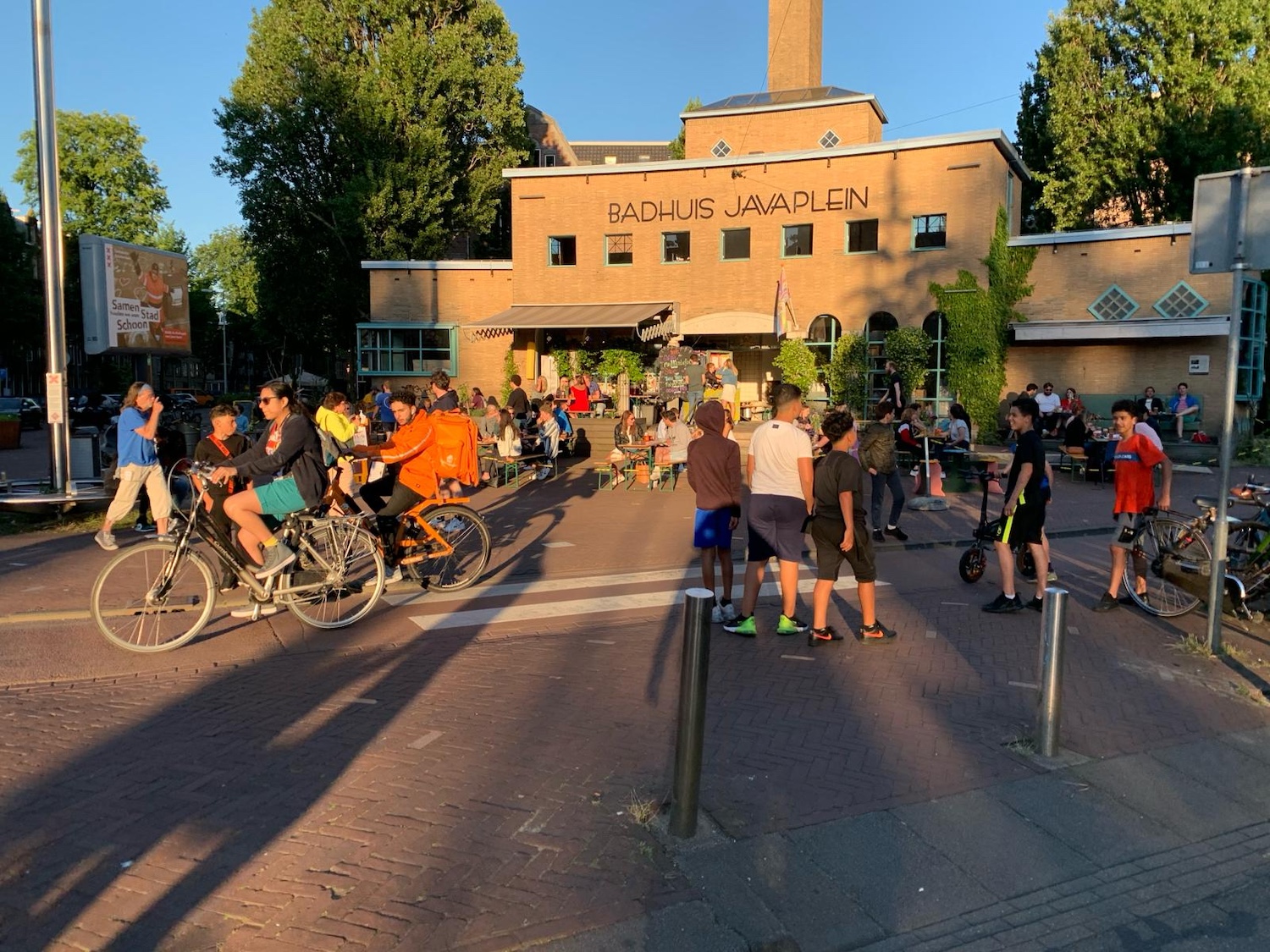 Lever je overbodige spullen in op het Javaplein op 6 april - de Brug ...