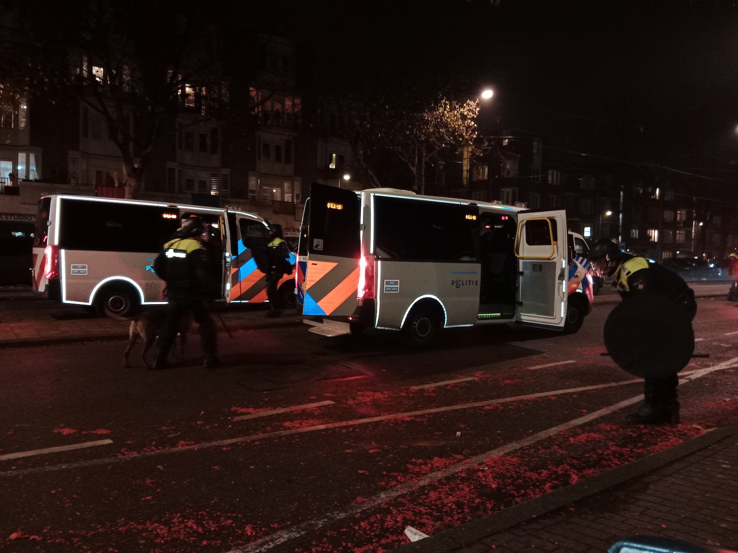 Stadsdeel Oost en organisaties werken samen aan veilig oud en nieuw ...